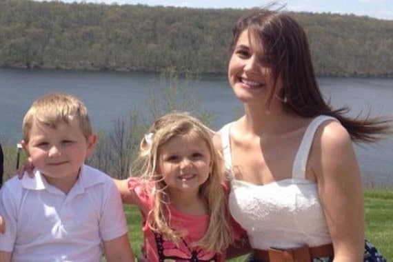 Two Children Pose With Their Dead Father To Show Reality Of Addiction ...