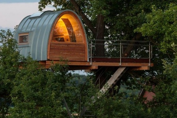 15 Of The World's Coolest Tree Houses - Stay at Home Mum