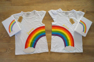 25 Adorable Outfits for Twins