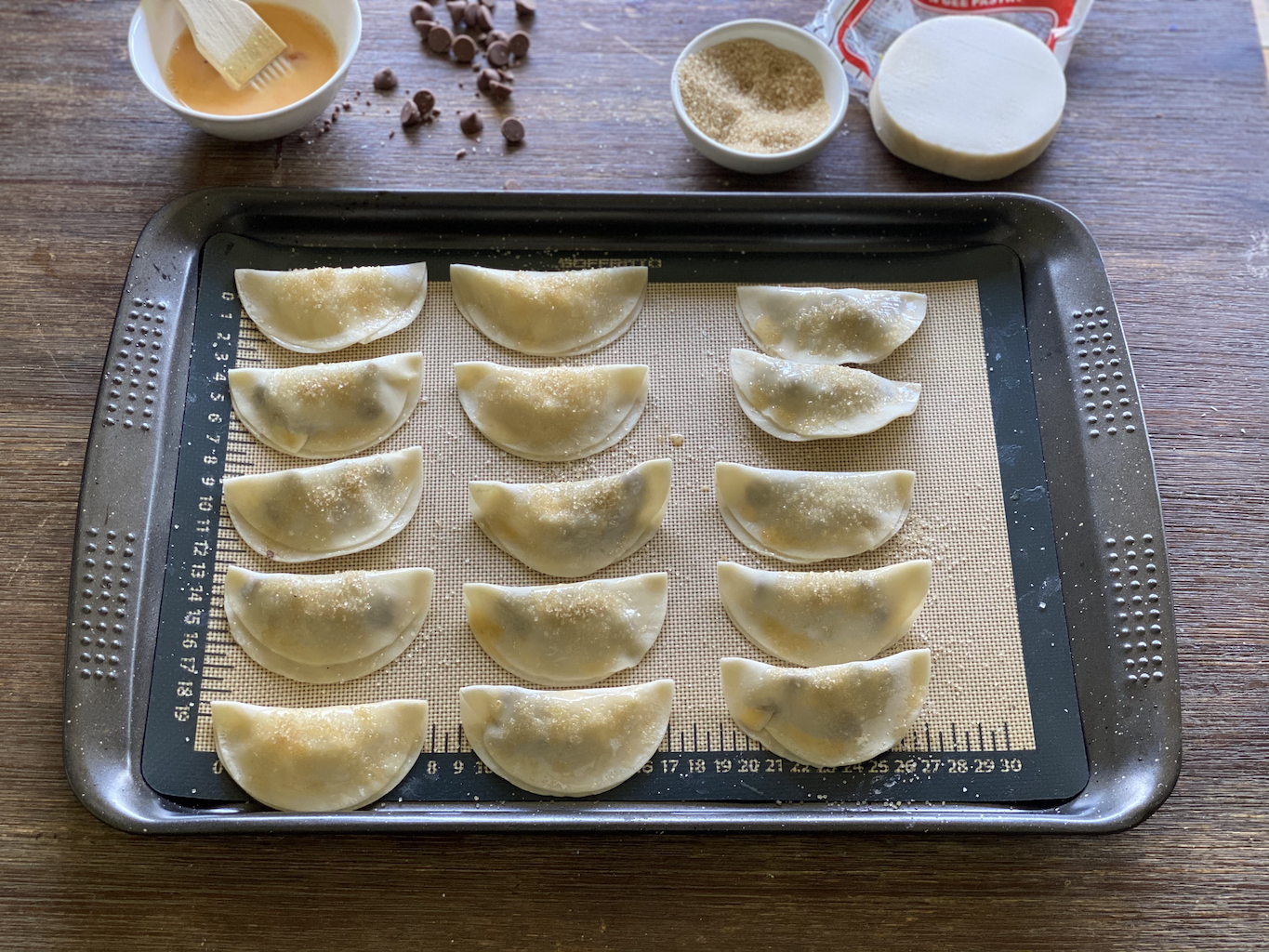 Milk Chocolate Filled Wonton Pastries - Easy Under 30 Mins